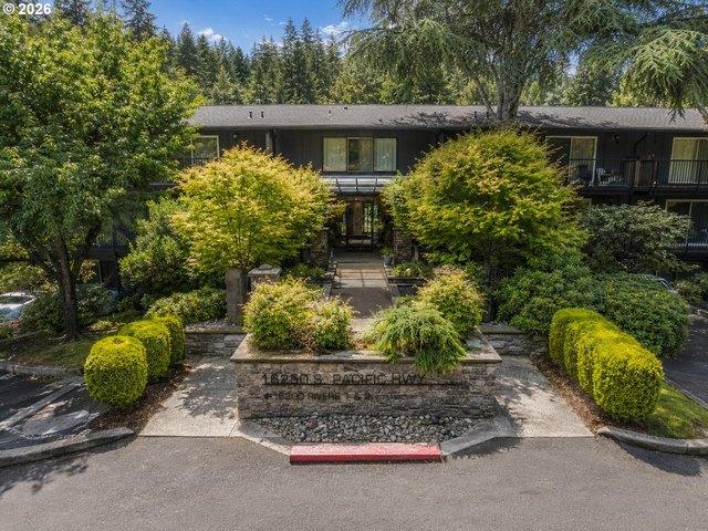 16250 Pacific Hwy Unit 69, Lake Oswego, OR 97034