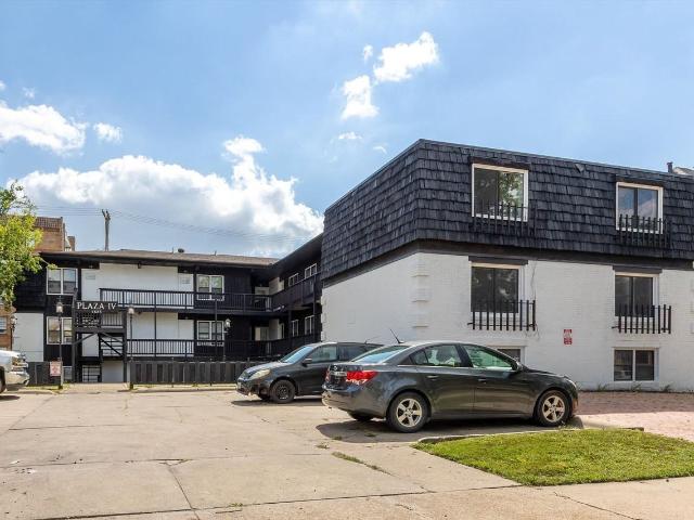 1625/1635 E St Lincoln 1 Bedroom Apartment for Rent at E Street, Lincoln, NE 68508 Near South