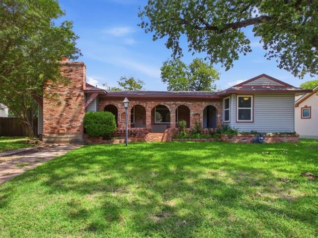 1625 Meadowbrook Dr, Garland, TX 75042