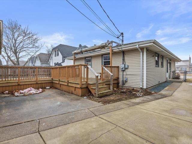 1625 Monroe Ave, South Milwaukee, WI 53172 | Compass