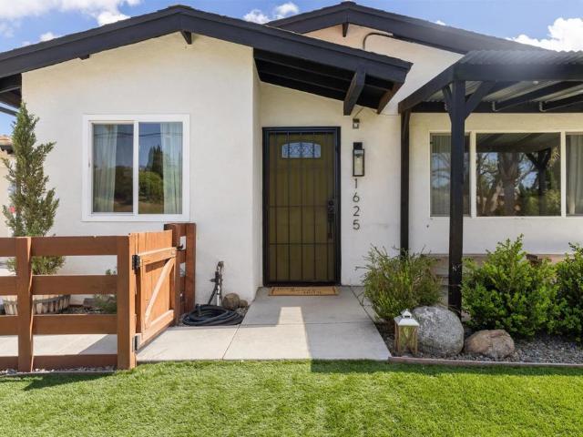 1625 Anza Ave, Vista, CA 92084 | MLS #NDP2604 | Compass