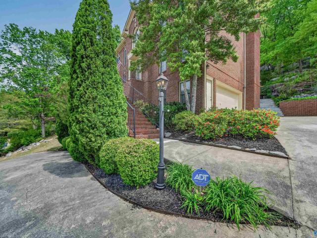 1625 Chandler Road SE
