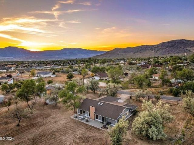 1625 Chowbuck St, Minden, NV 89423