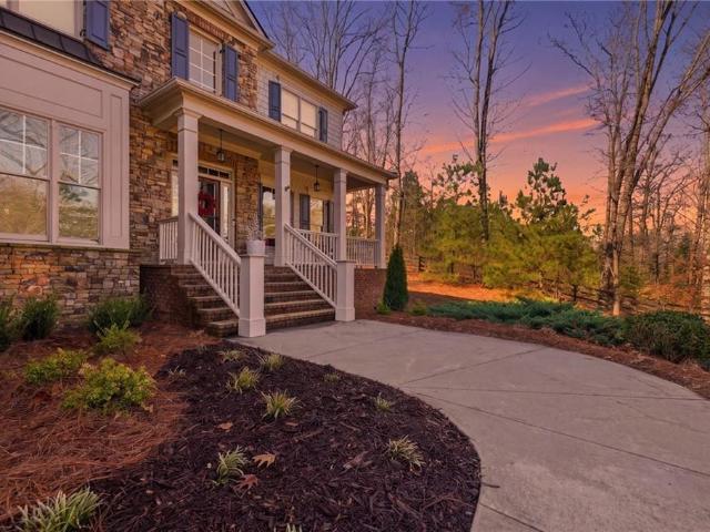 1625 Hamiota Ridge