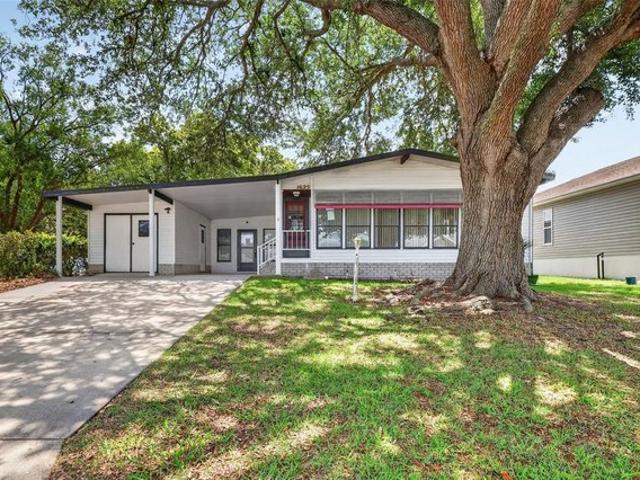 1625 Hilton Head Blvd, Lady Lake, FL 32159