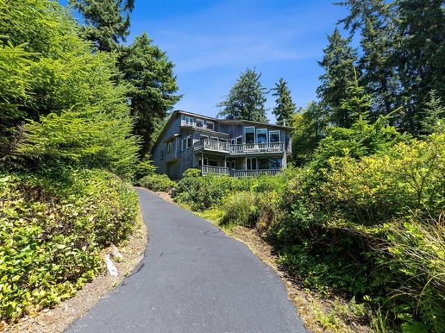1625 SW Walking Wood, Depoe Bay, OR 97341
