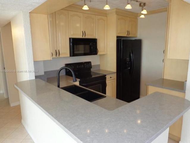 1625 SE 10th Ave #601, Fort Lauderdale, FL 33316