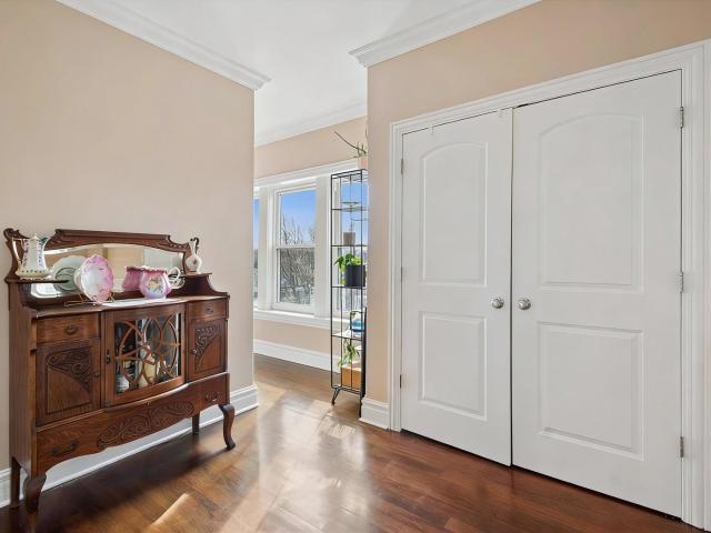 1625 W Catalpa Avenue # 3