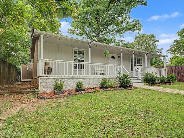 16263 Lucky Lane