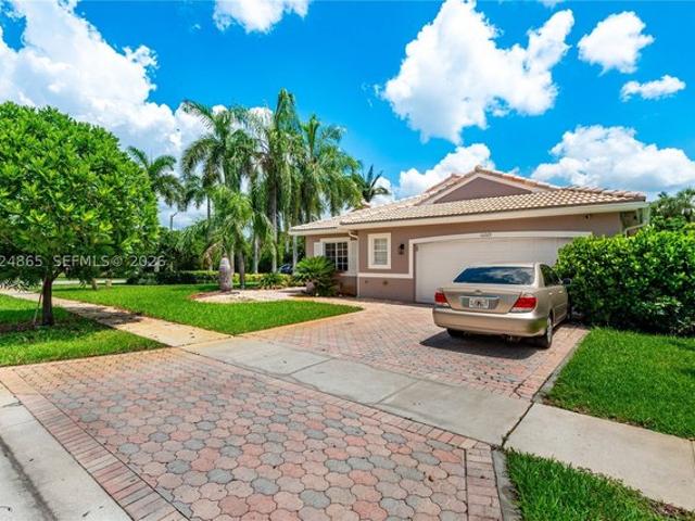 16269 SW 6th St, Pembroke Pines, FL 33027