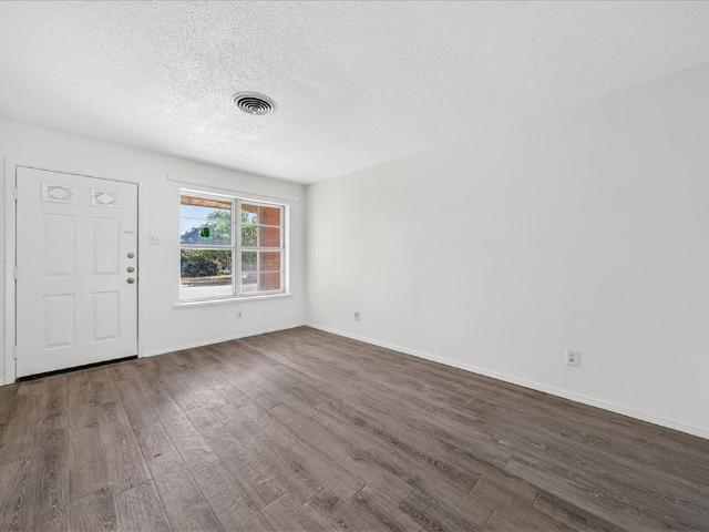 1626 Bois D Arc Place