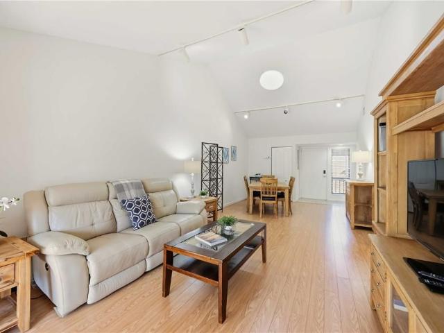 1626 Brookhouse Drive Unit 235, Sarasota, US, FL