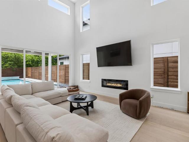 1626 Canada Drive