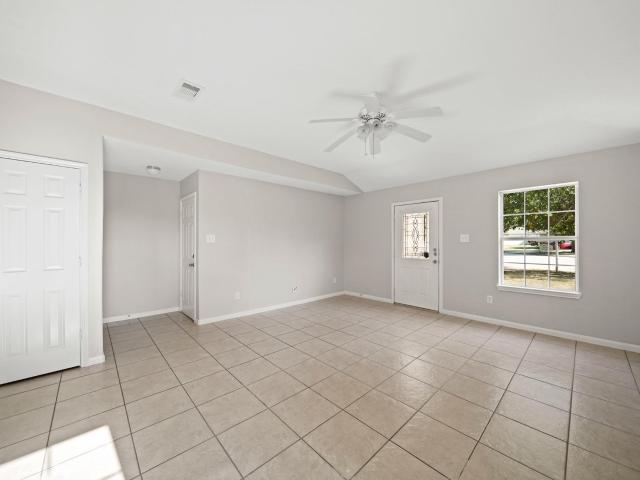 1626 Dove Run