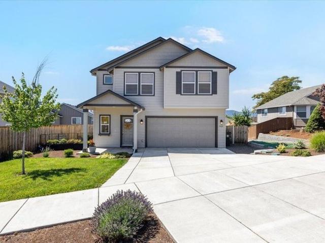 1626 Dragon Tail Pl, Medford, OR 97504