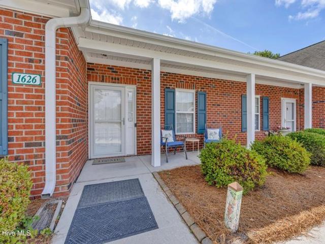 1626 Honey Bee Ln Unit 1, Wilmington, NC 28412