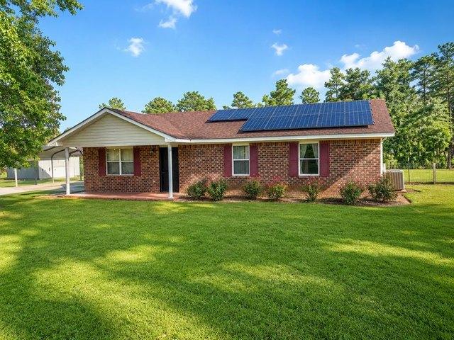 1626 Pine St NE, Edison, GA 39846