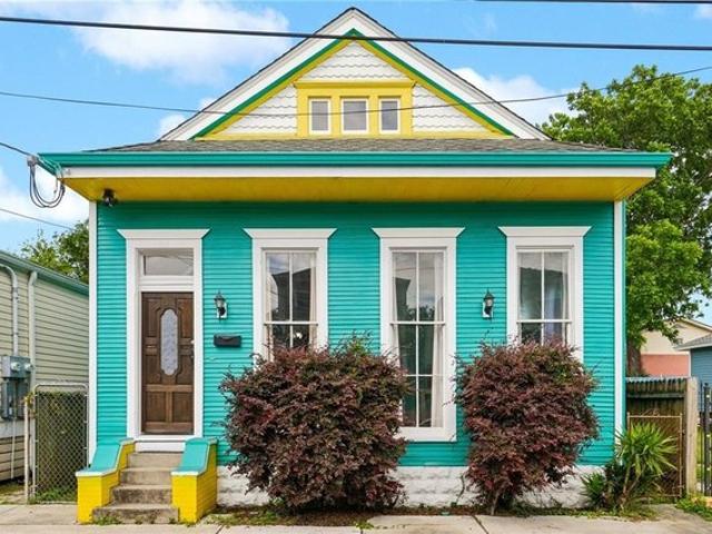 1626 Saint Anthony St, New Orleans, LA 70116