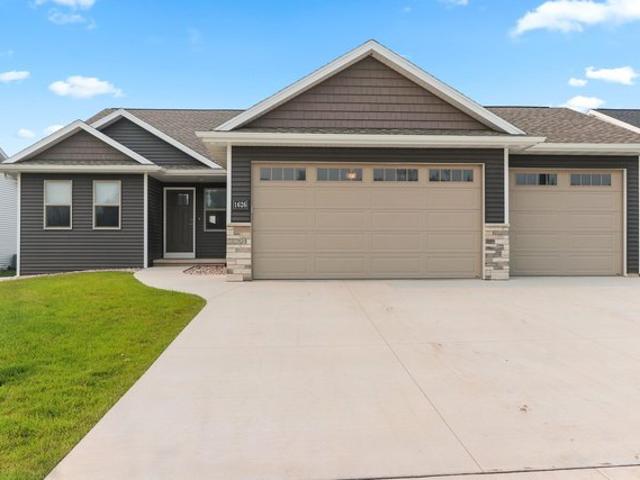 1626 Valor Pl, Neenah, WI 54956