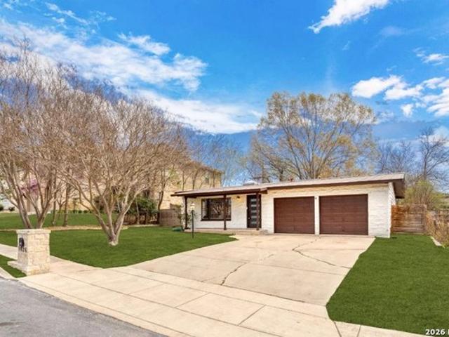 1626 W Terra Alta Dr, San Antonio, TX 78209