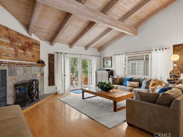 1626 Wollacott St, Redondo Beach, CA 90278