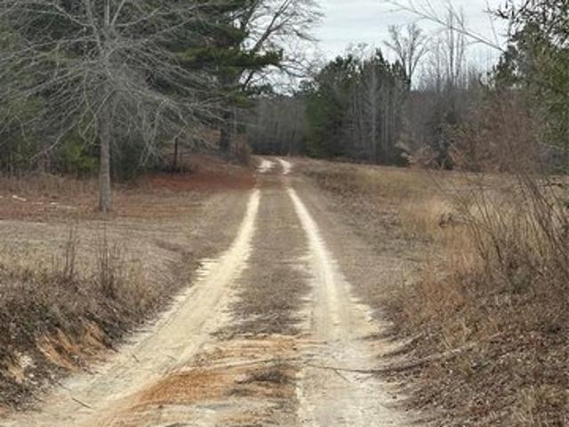 1626 Yankee Rd, Lugoff, SC 29078