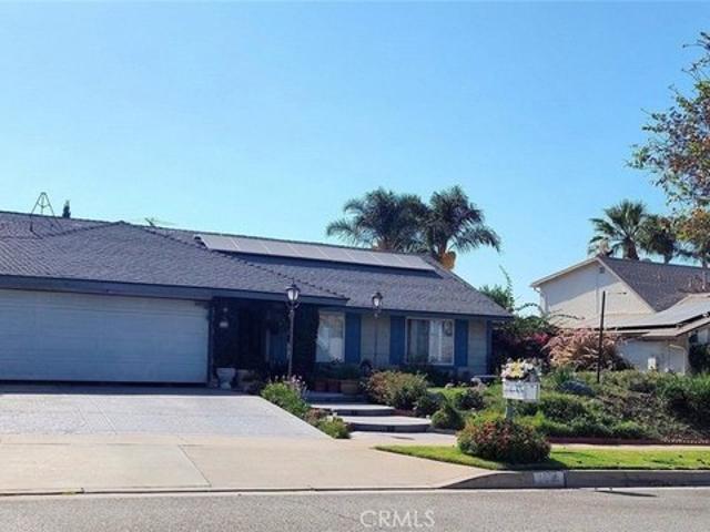 1626 Zinnia St, Corona, CA 92882
