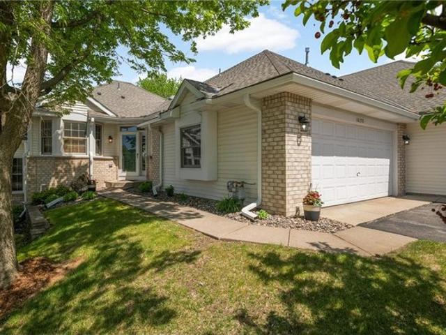16270 Crystal Hills Dr, Lakeville, MN 55044