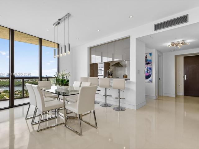 16275 Collins Ave, Sunny Isles Beach, FL