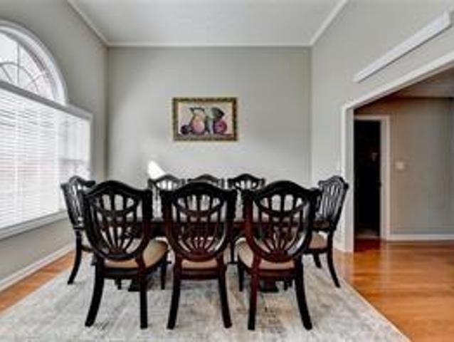 1627 Amhearst Walk Road