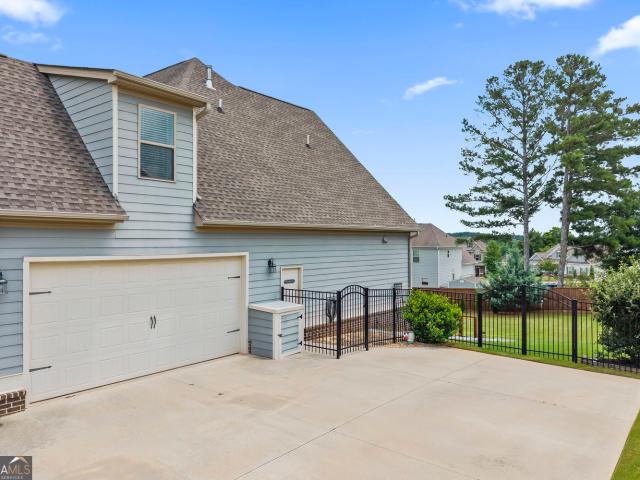 1627 Highland Creek Drive