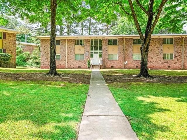 1627 Line Cir, Decatur, GA 30032