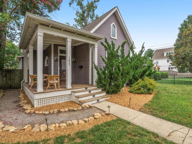 1627 Long Ave