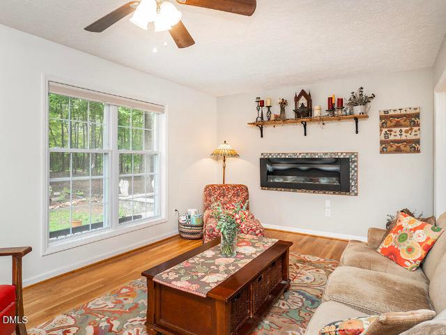 1627 Wendy Lane