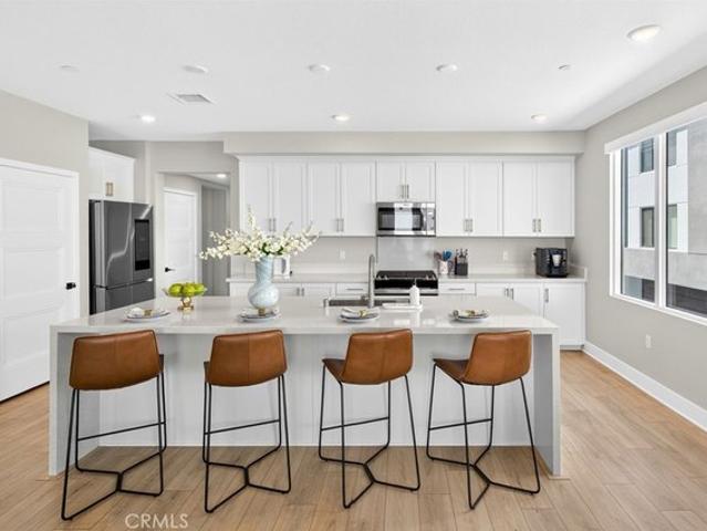 16289 Dawn Way Unit 209, Tustin, CA 92782