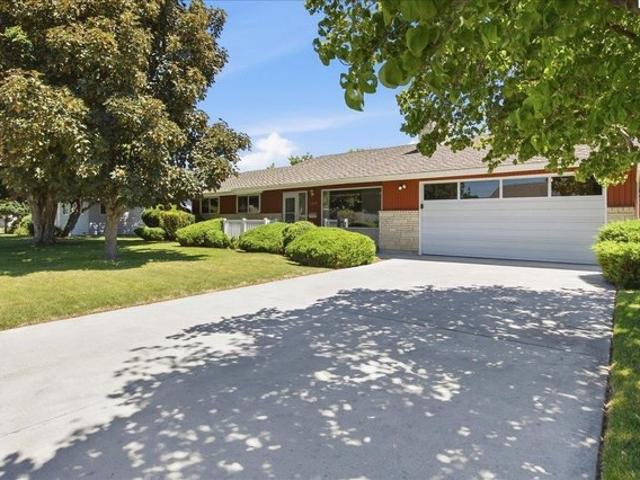 1628 Butternut Ave, Richland, WA 99354