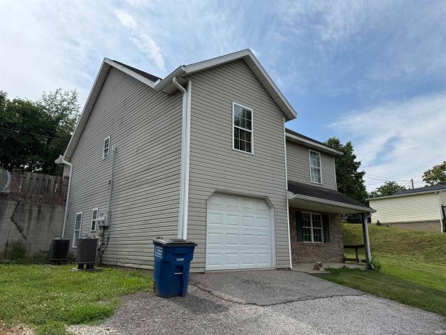 1628 C St, Bedford, IN 47421 | MLS #202526 | Compass