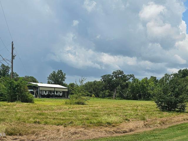 1628 Dr Beatrous Rd, Theriot, LA 70397 | MLS #2500000 | Compass