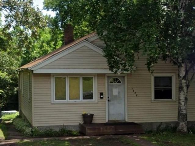 1628 E 1st St, Duluth, MN 55812