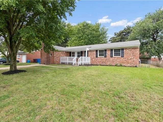 1628 Gaff Rd, Chesapeake, VA 23321