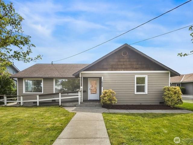 1628 Grove St, Marysville, WA 98270