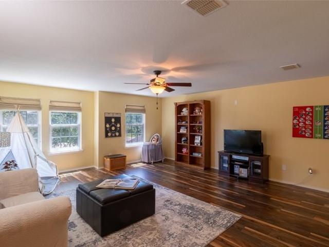1628 Jewel Ln, Little Elm, TX 75036