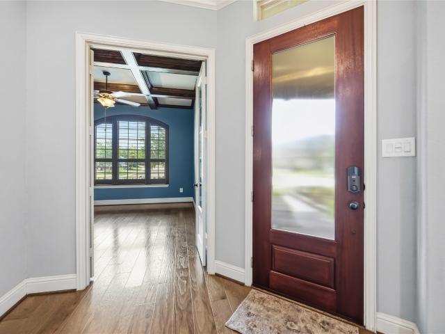 1628 Longwood Glen Lane