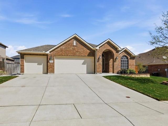 1628 Suncatcher Way, Fort Worth, TX 76052