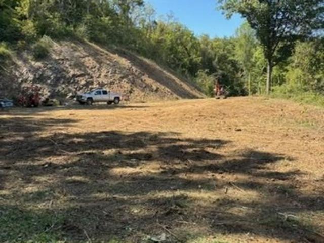 1628 Valley Rd, Sevierville, TN 37862