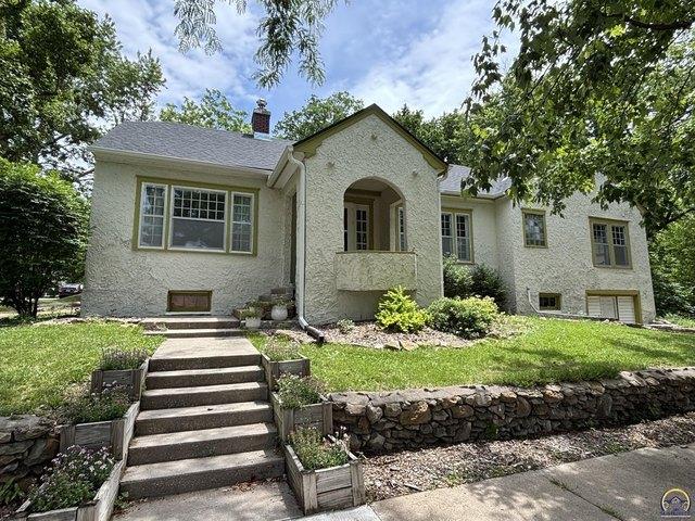 1628 West St, Emporia, KS 66801
