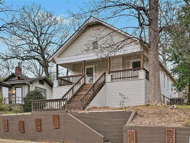 1628 44Th Street