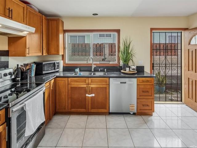 1628 9th Ave, Honolulu, HI 96816