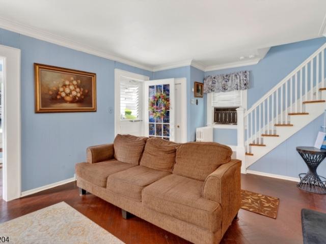 1629 May St