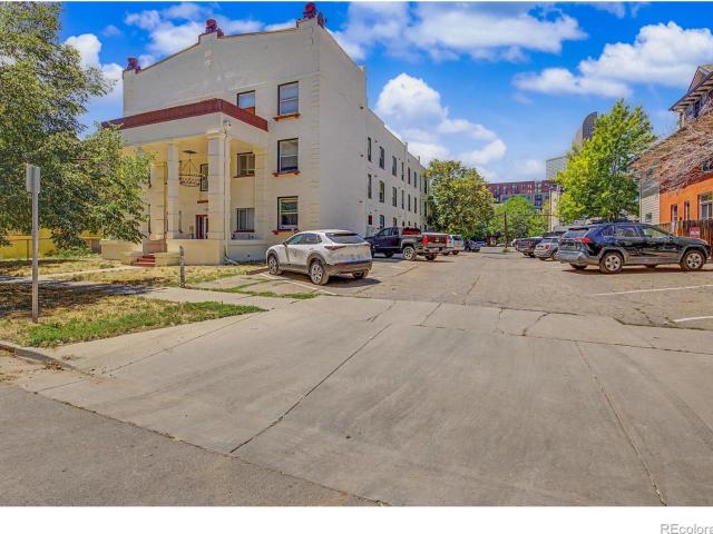 1629 N Clarkson Street # 11